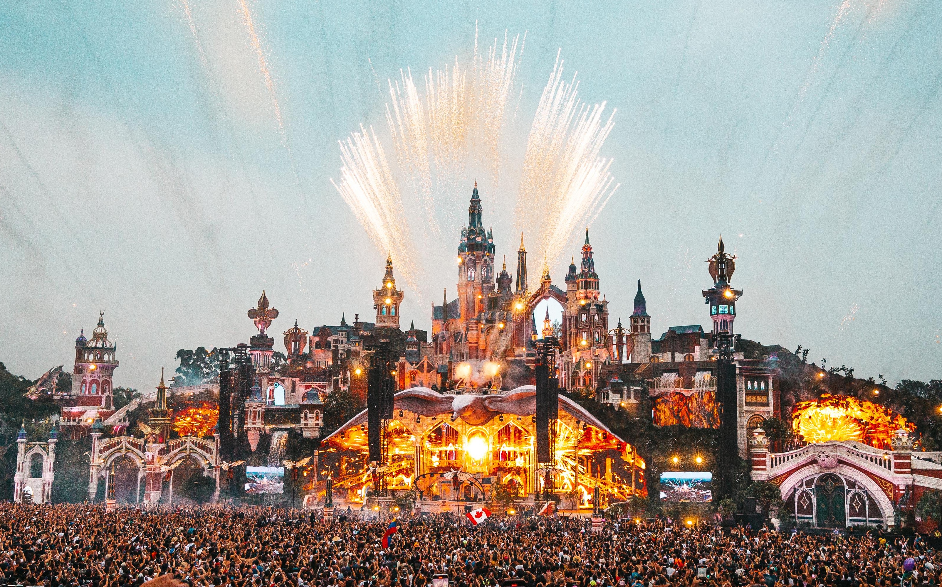 Relive Tomorrowland Winter with sets in the Tomorrowland App and YouTube